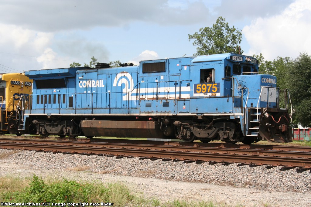 CSX 5975